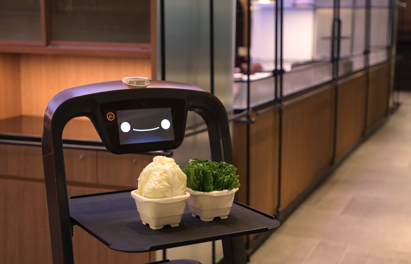 Shaping Tomorrow: The Rise of Service Robots - The Pioneer in ...